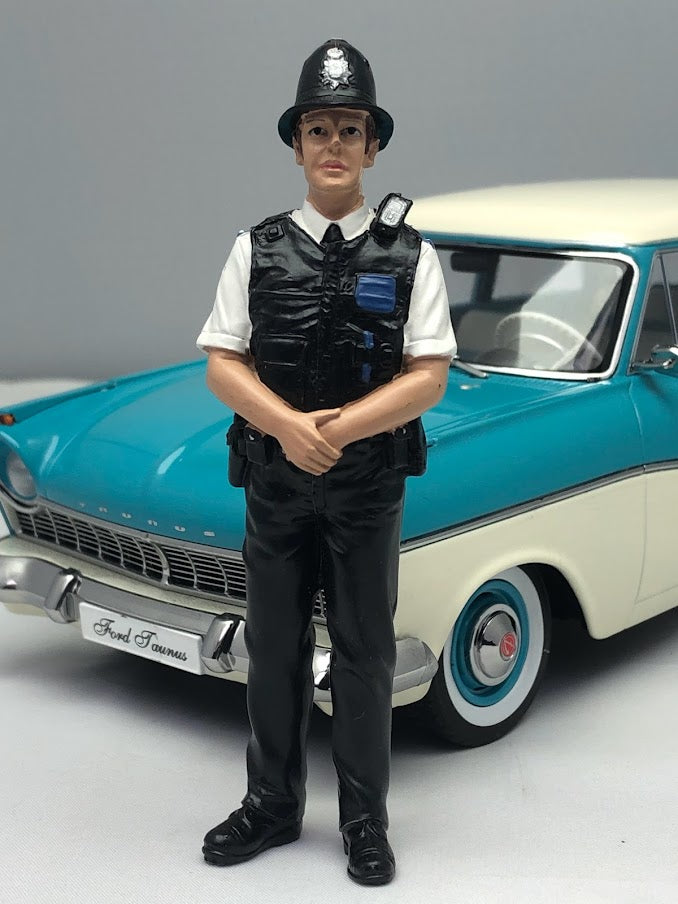 British UK Police Man Resin Model Figure Display 1/18 American Diorama ...